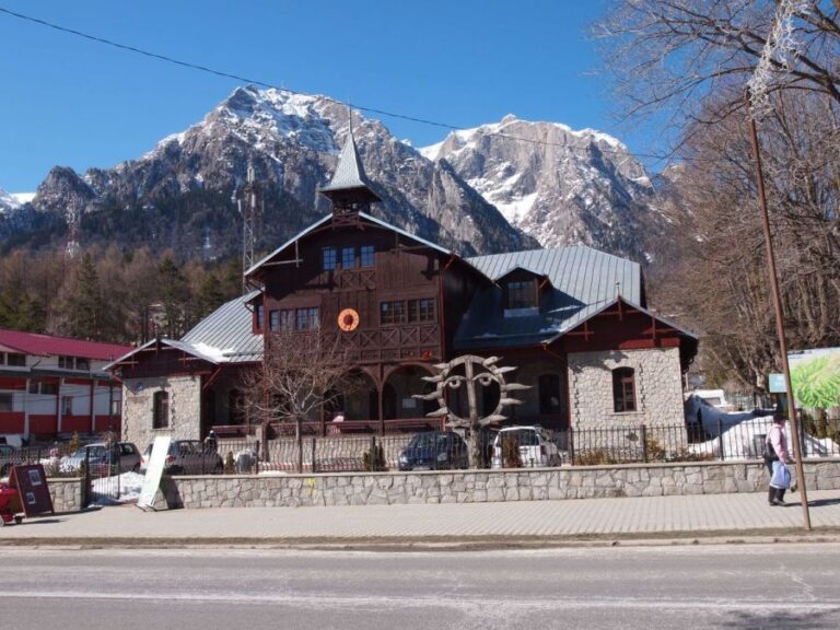 15 Obiective Turistice în Bușteni
