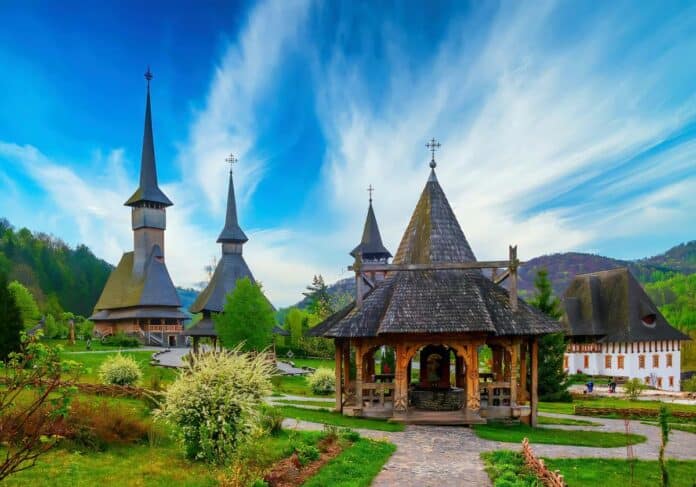 37 Obiective Turistice în Maramureș