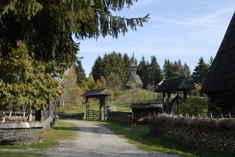 37 Obiective Turistice în Maramureș
