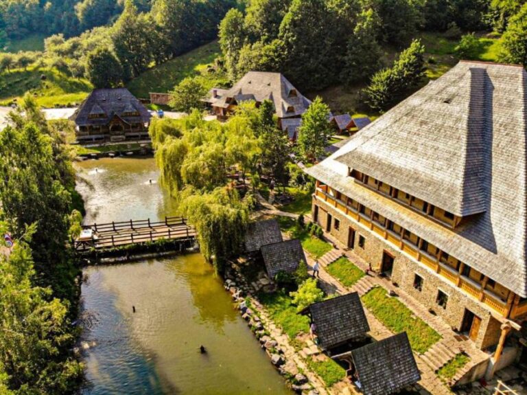 37 Obiective Turistice în Maramureș